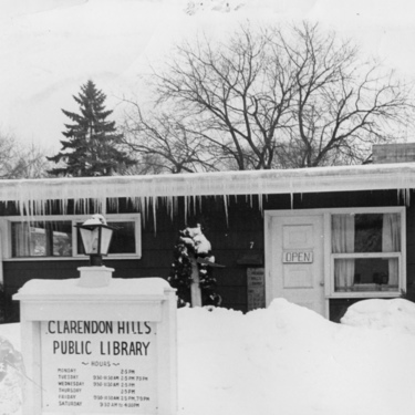 Clarendon Hills Public Library History